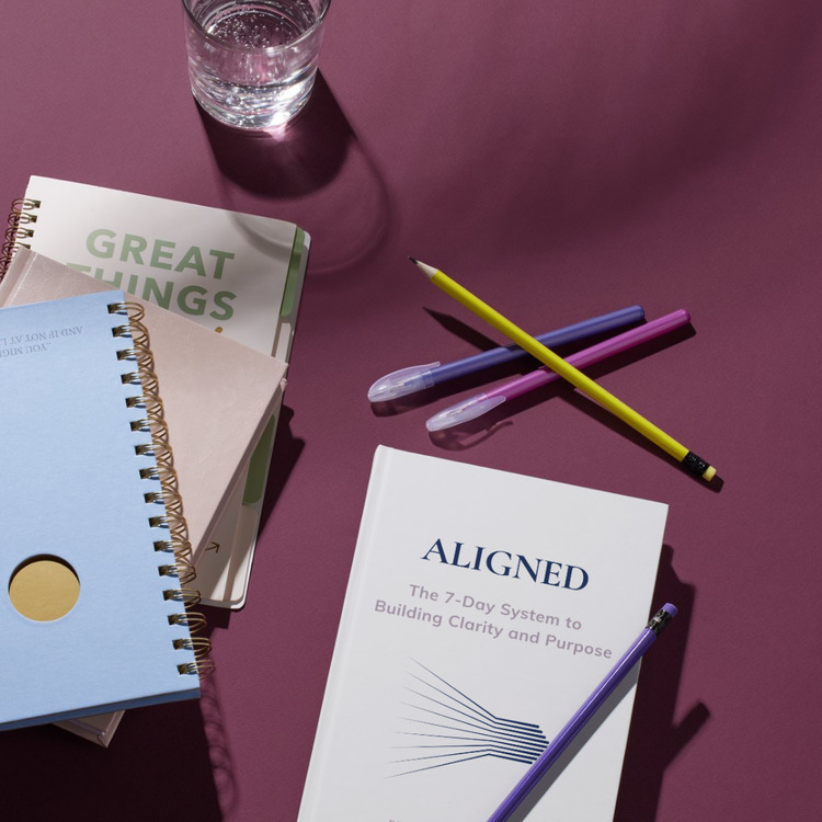 ALIGNED: The 7-Day System for Clarity & Purpose – Nour Abi Fadel